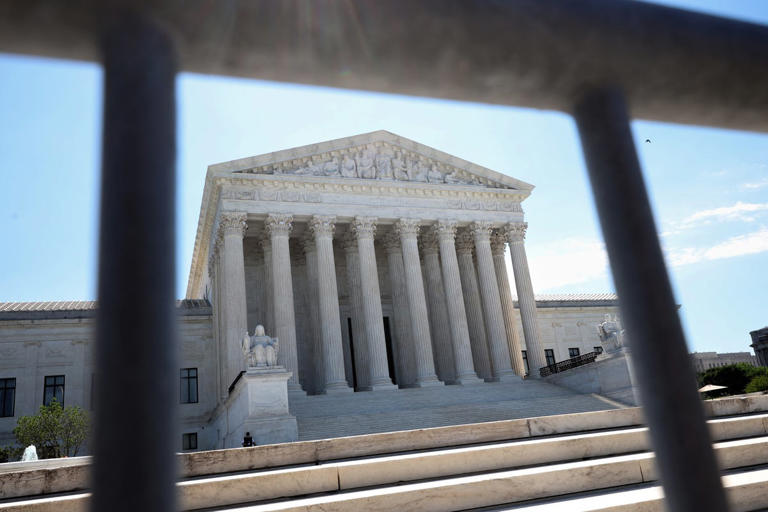 Supreme Court approves Republican-drawn voting map in Alabama that ...