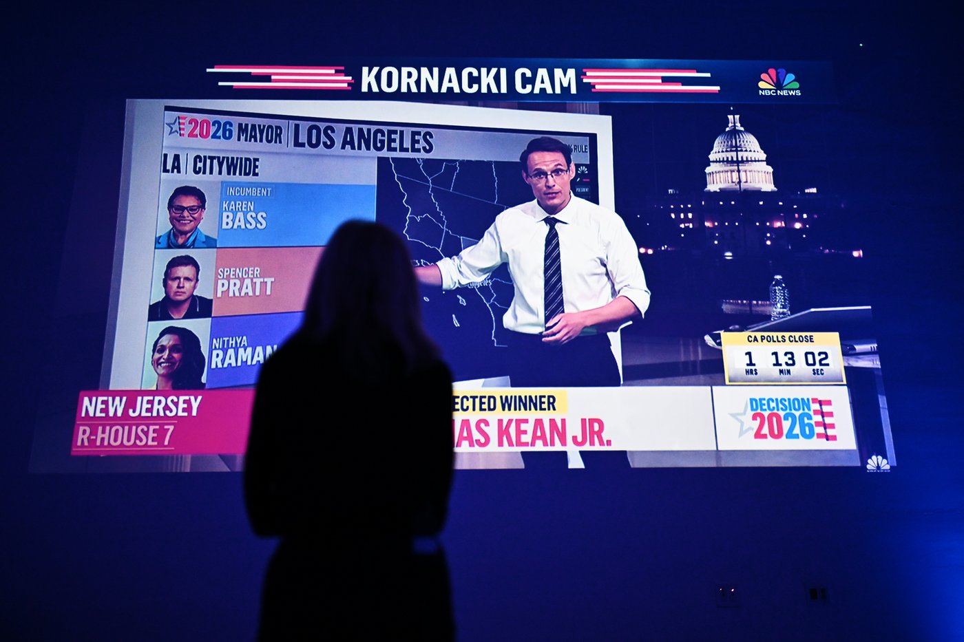 Los Angeles Mayor Karen Bass grabs edge in early returns, vows 'victory ...