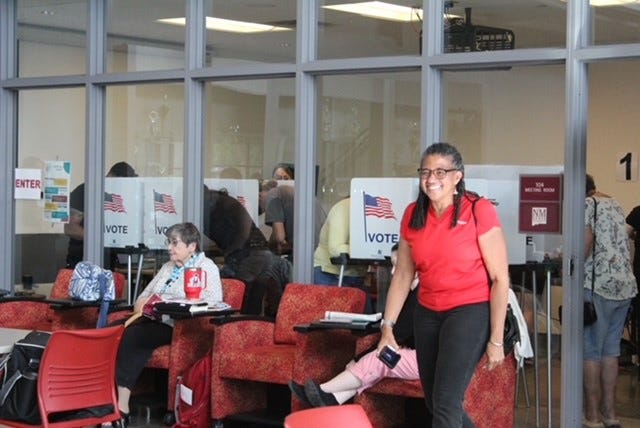 Amanda López Askin leads in Democrat primary for secretary of state