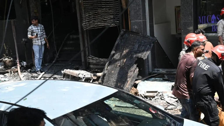 21 dead after massive fire at hotel in south Delhi's Malviya Nagar ...