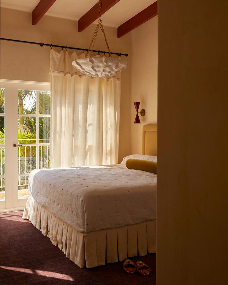 This 'fussy' curtain style is making a comeback in 2026