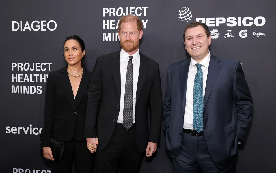 Meghan Markle reportedly urges Prince Harry to boost income amid ...