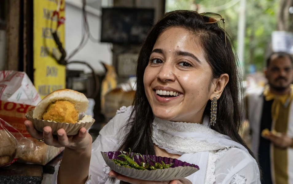 Shweta Tripathi’s dowry scene resurfaces amid Twisha Sharma case