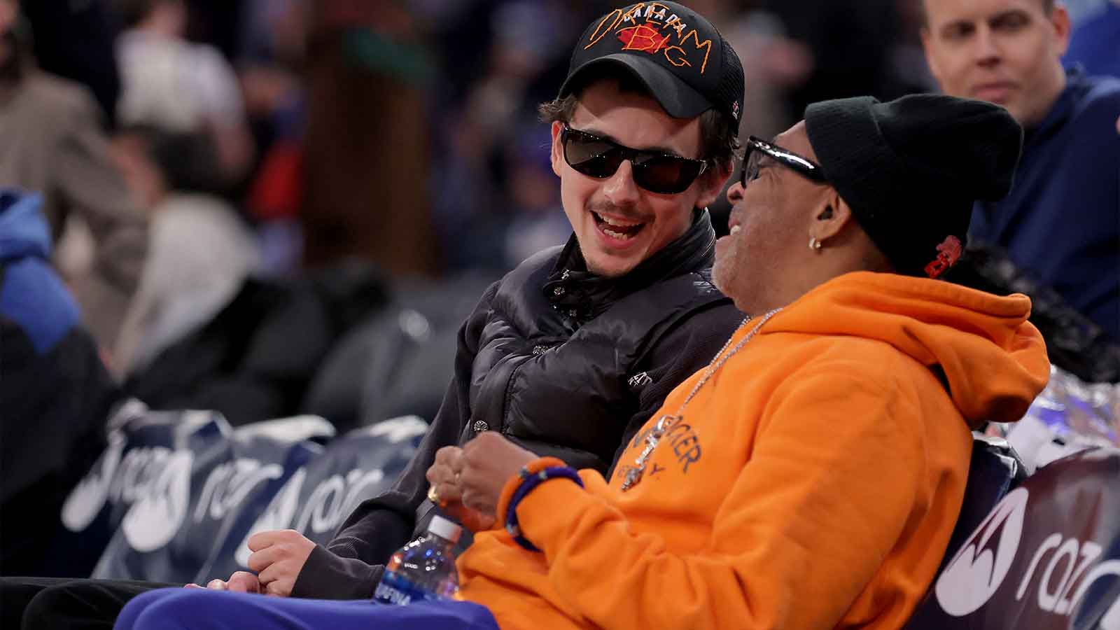 Madison Square Garden to auction off 2 celebrity row courtside tickets ...