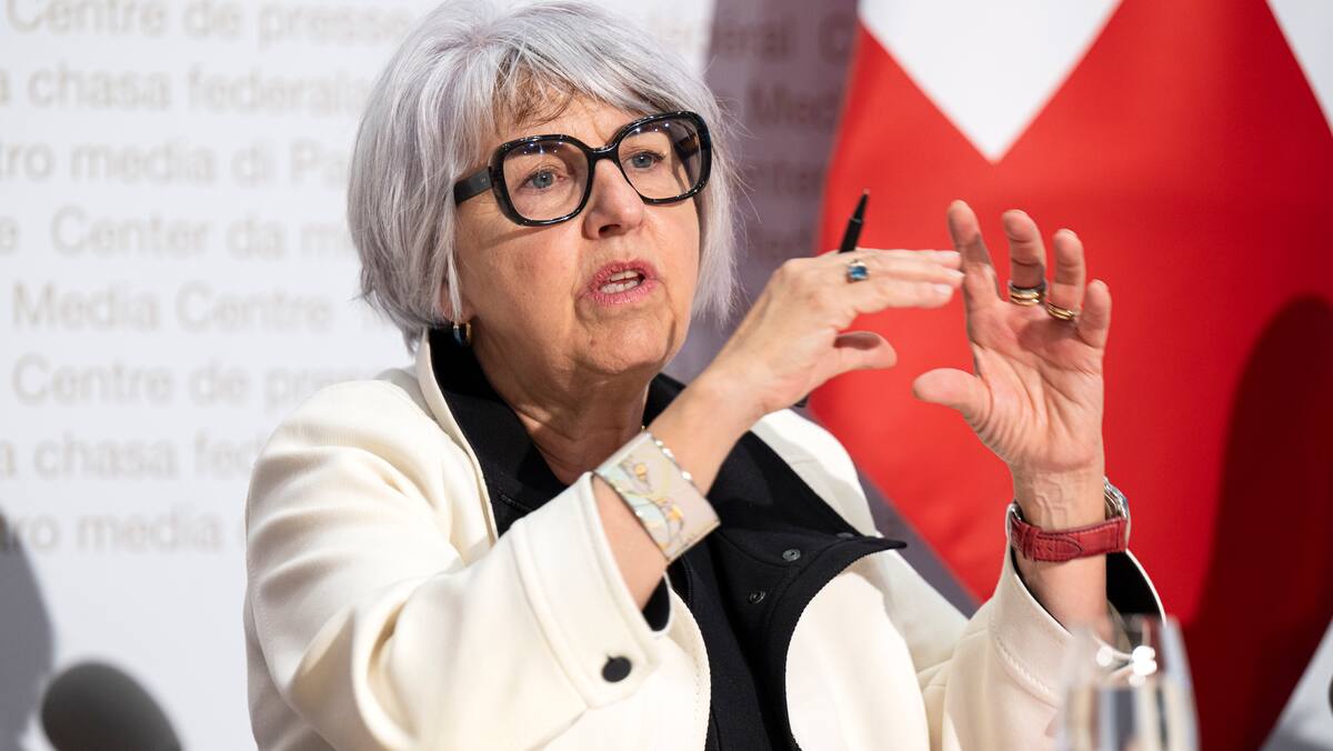 Entscheid um 13. AHV-Rente: Nationalrat will befristete Mehrwertsteuer ...