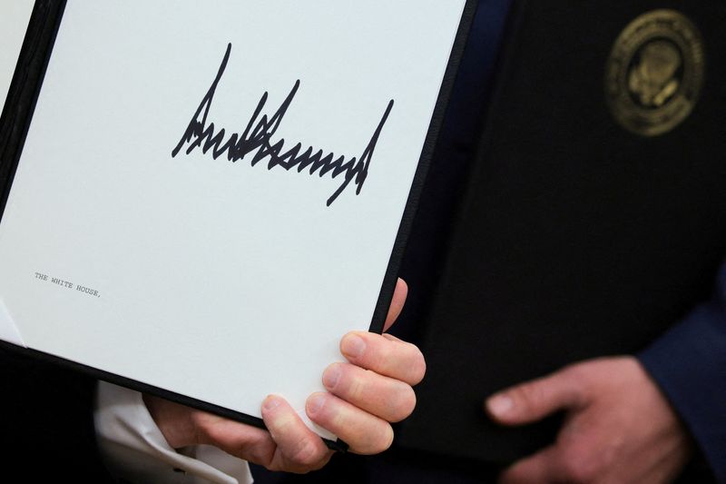 Trump administration to ask US AI firms to voluntarily submit models ...