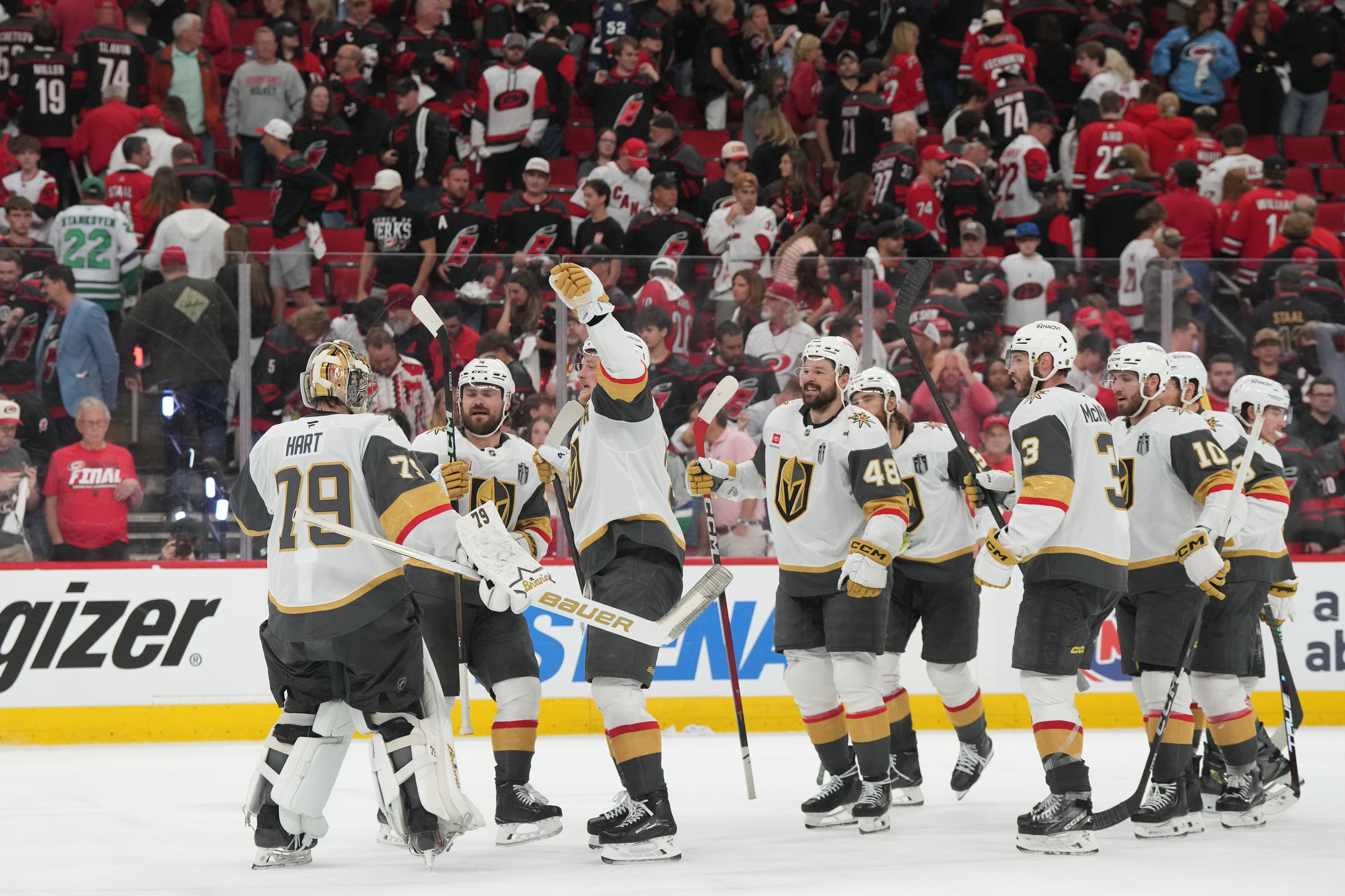 Golden Knights rally past Hurricanes 5-4 to take Cup Final Game 1