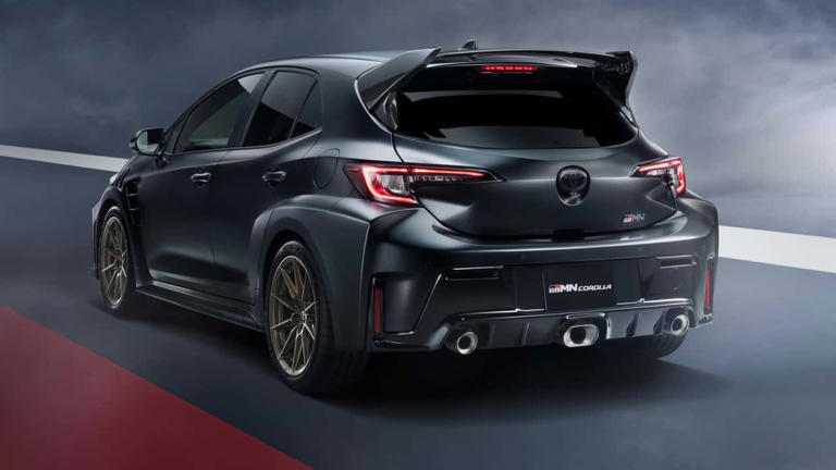 Toyota Corolla al top: è la nuova GRMN con 300 CV e cambio manuale