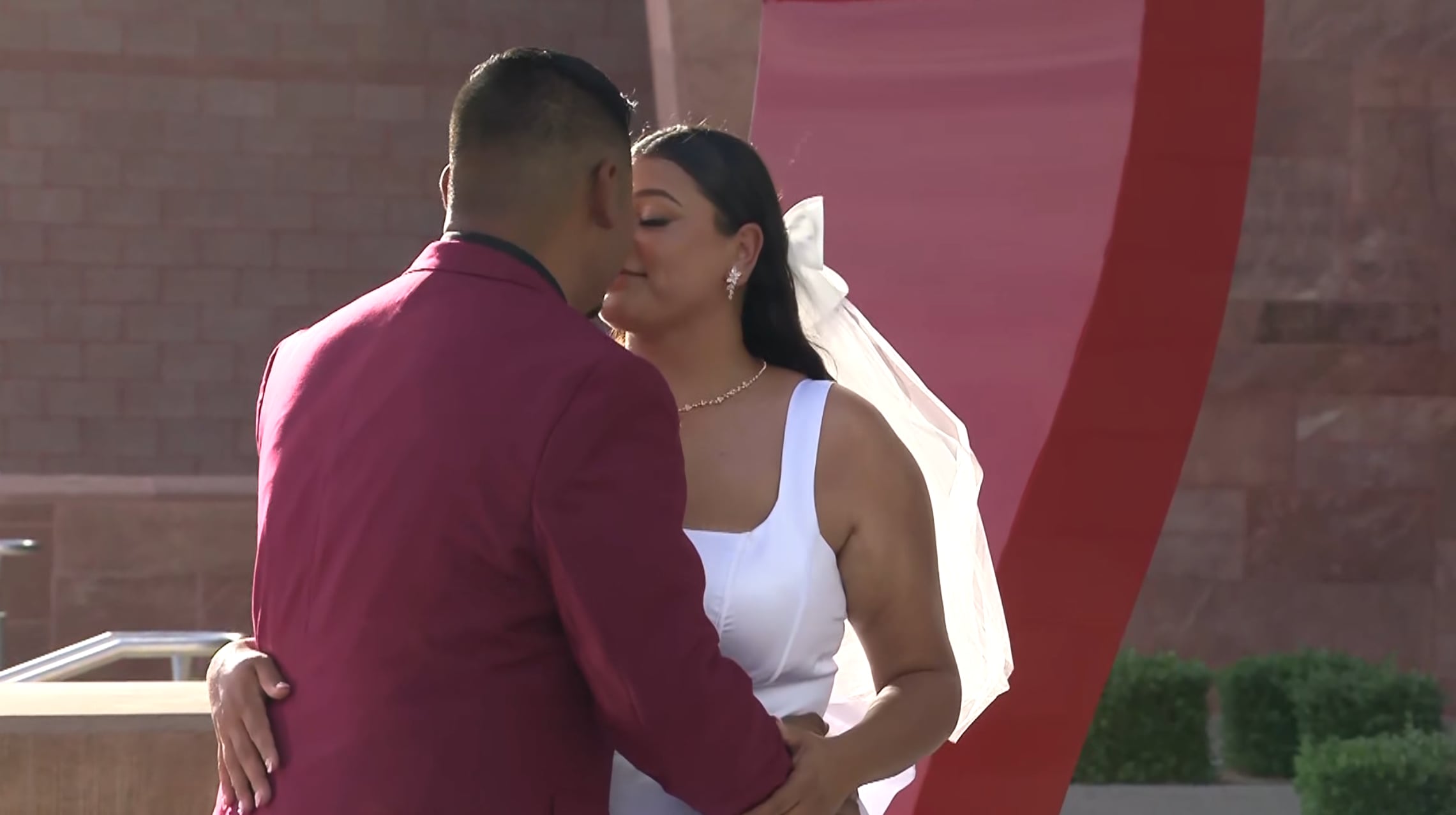 Unique wedding dates boost June weddings, draw couples to Las Vegas ...