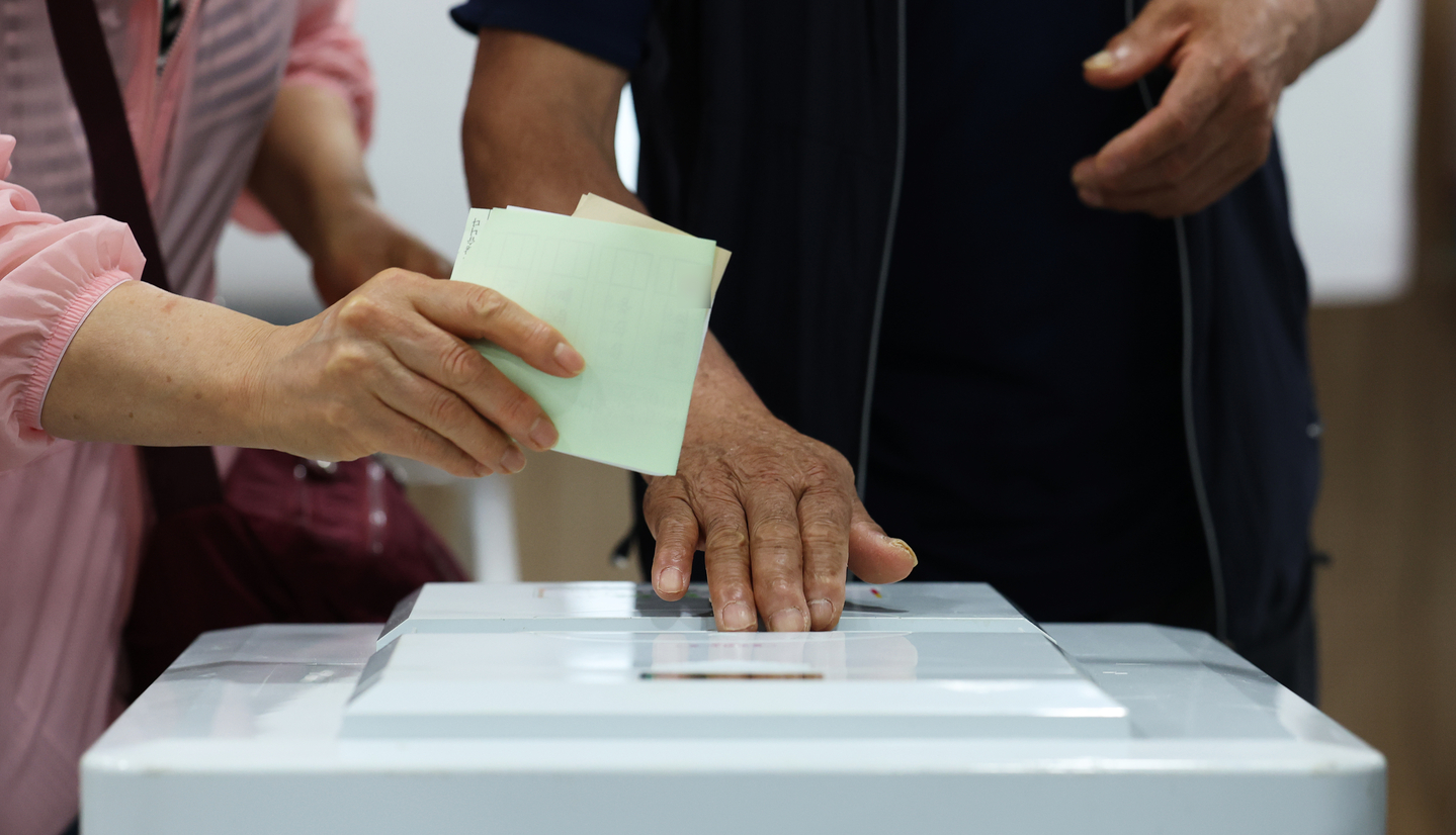 Police called to Gyeonggi polling stations for reported disturbances ...