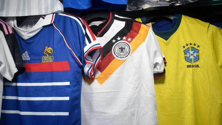 Gratis Trikots zur WM 2026: Check24, Dr. Oetker, Tedi und Co. – so ...