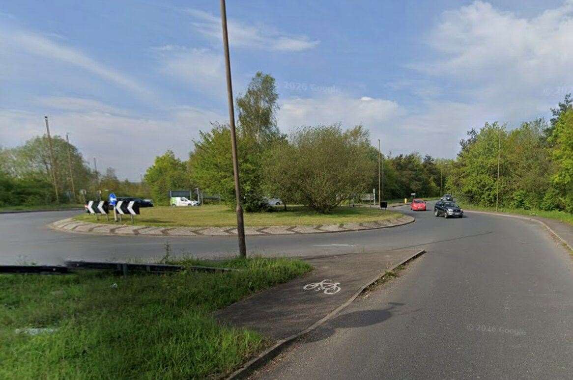 Wainscott bypass in Higham partially blocked due to crash
