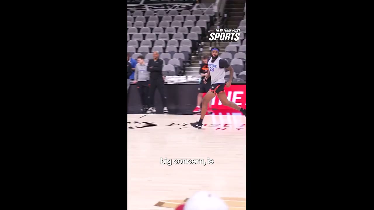 Mitchell Robinson looked very comfortable with the ball during practice ...