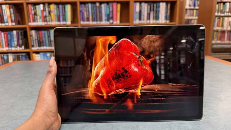 Lenovo Idea Tab Plus