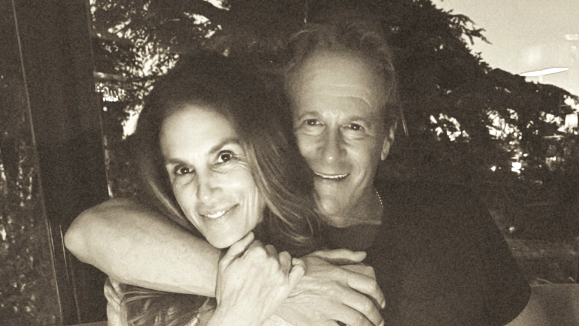 For å feire sin 28. bryllupsdag delte Cindy Crawford et bilde som rørte ...