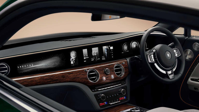 Rolls-Royce just made the most powerful car it has ever built — and it ...