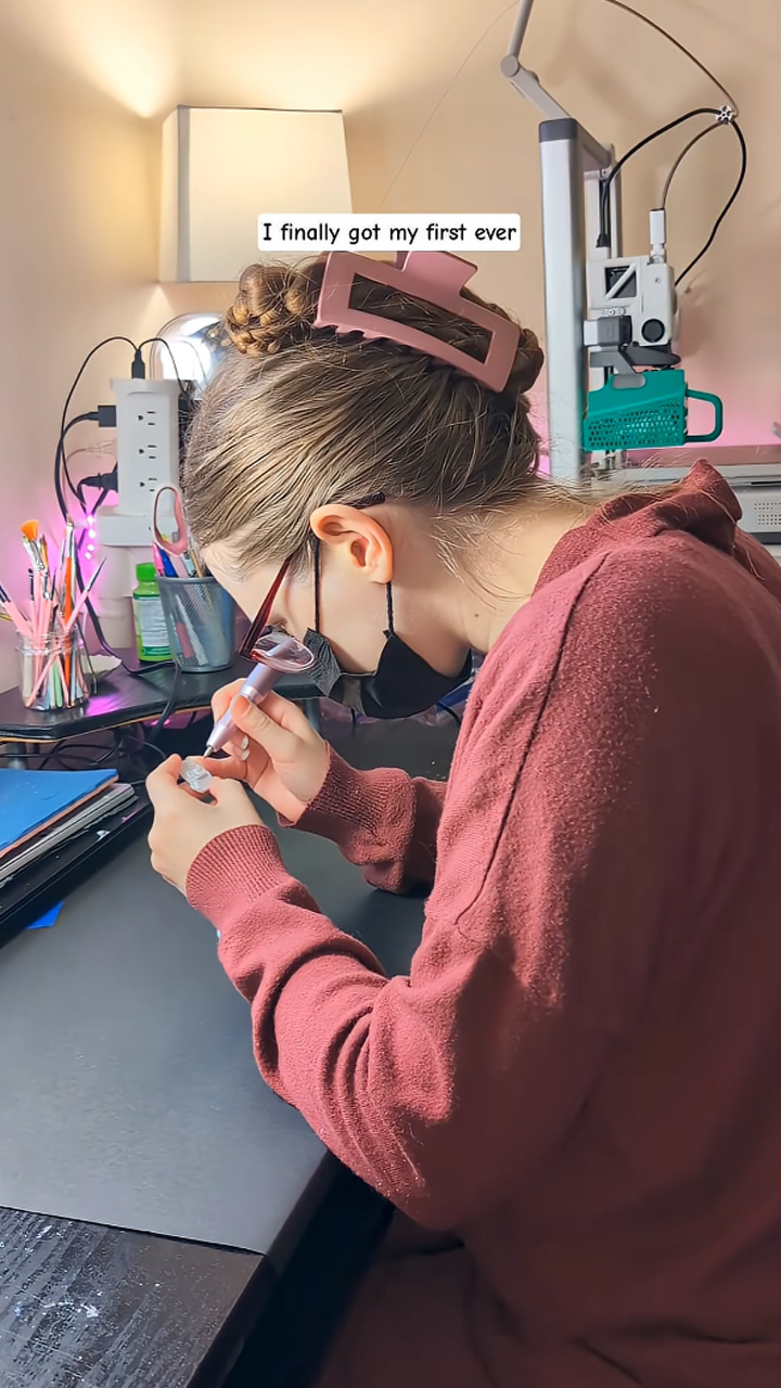 From design to sale: First Etsy 3D printed cat artwork order ever