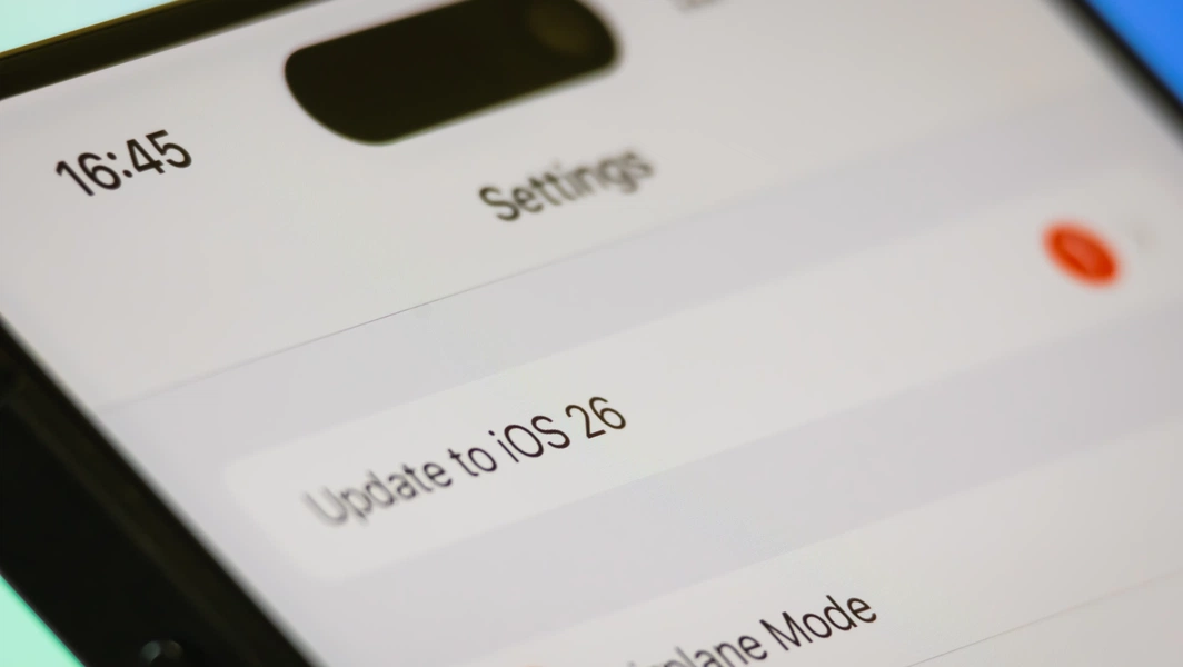 Apple issues urgent iOS 26.5.1 fix for iPhone 17 charging bug