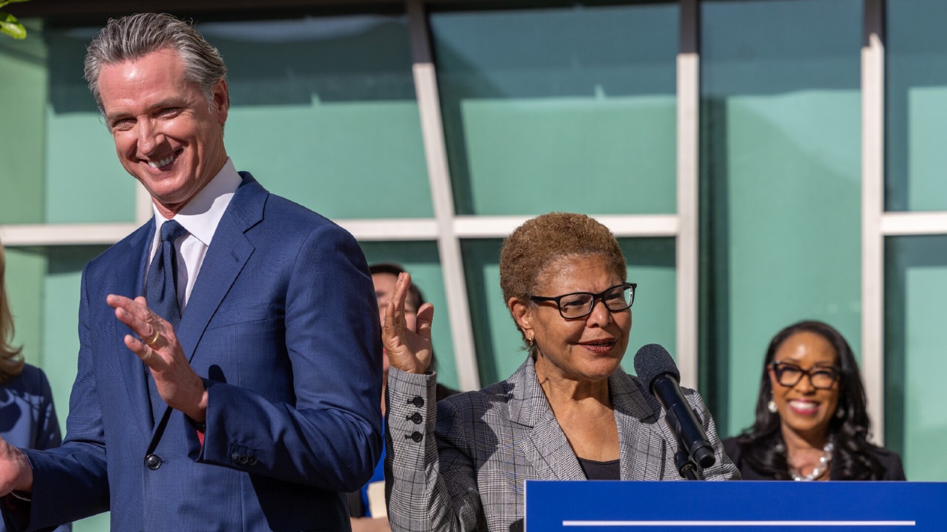 Struggling Democrats receive 'ugly wake-up call' as Americans turn away ...