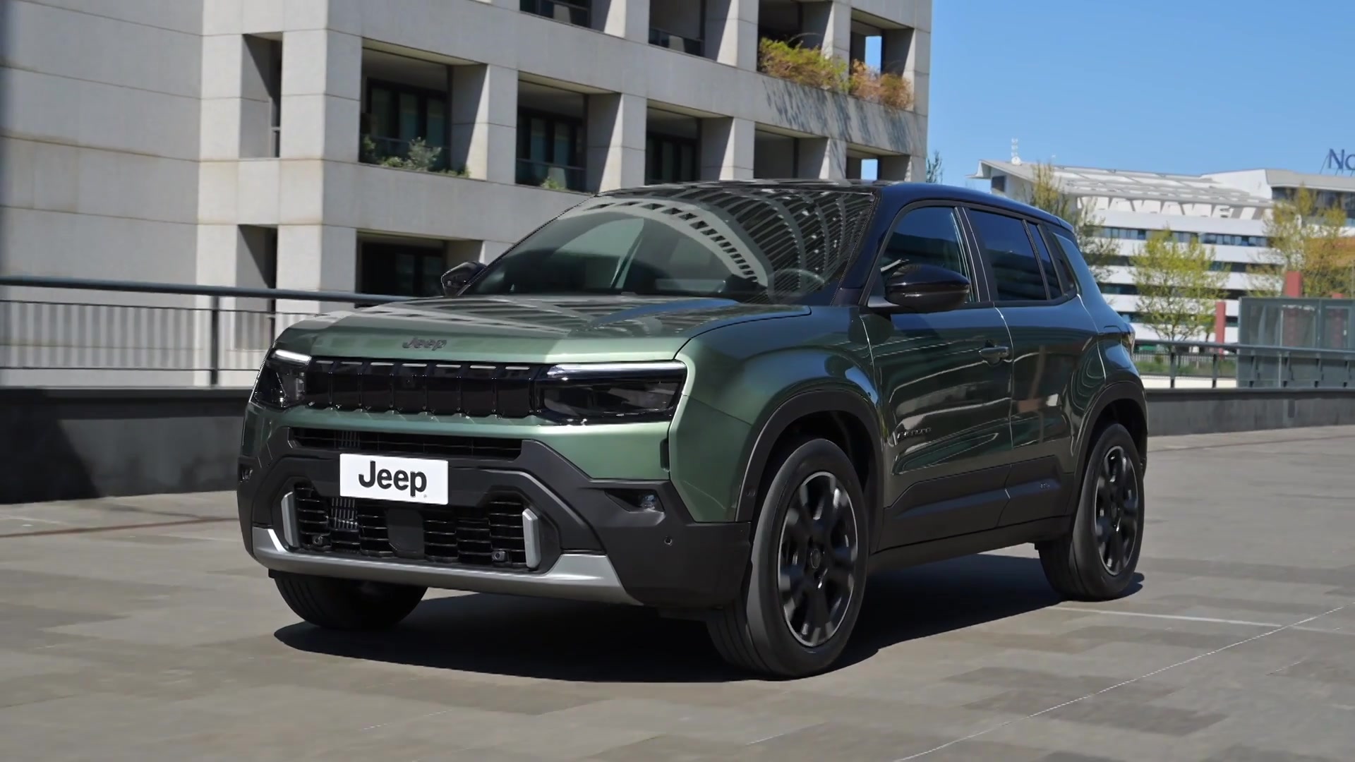 New Jeep® Avenger Summit forest driving video
