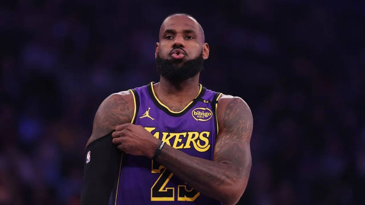 NBA trade rumors: Warriors expected to hunt for LeBron James deal to ...