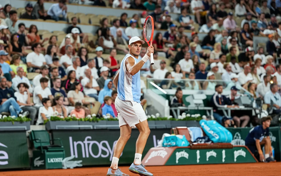 Arnaldi’s marathon win sets up all-Italian French Open quarterfinal