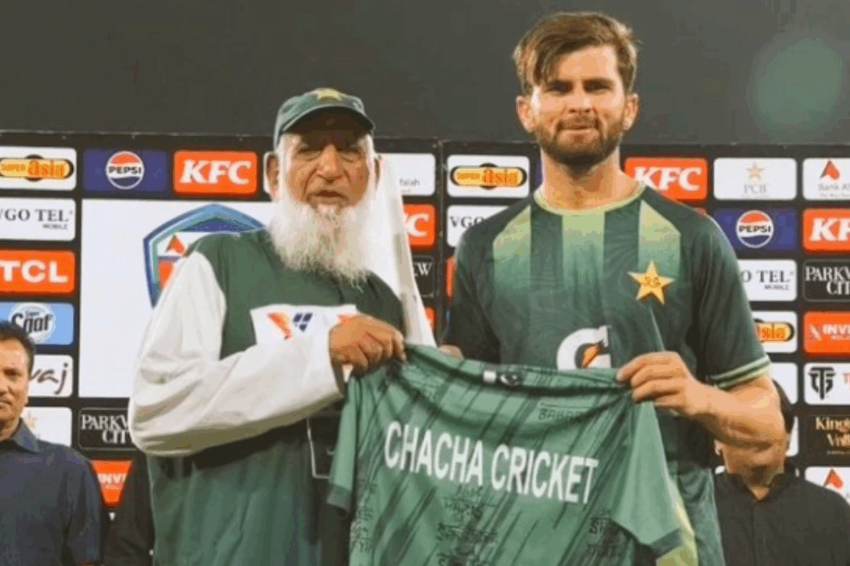 Who is Chacha Cricket and why his farewell photo left internet teary-eyed?