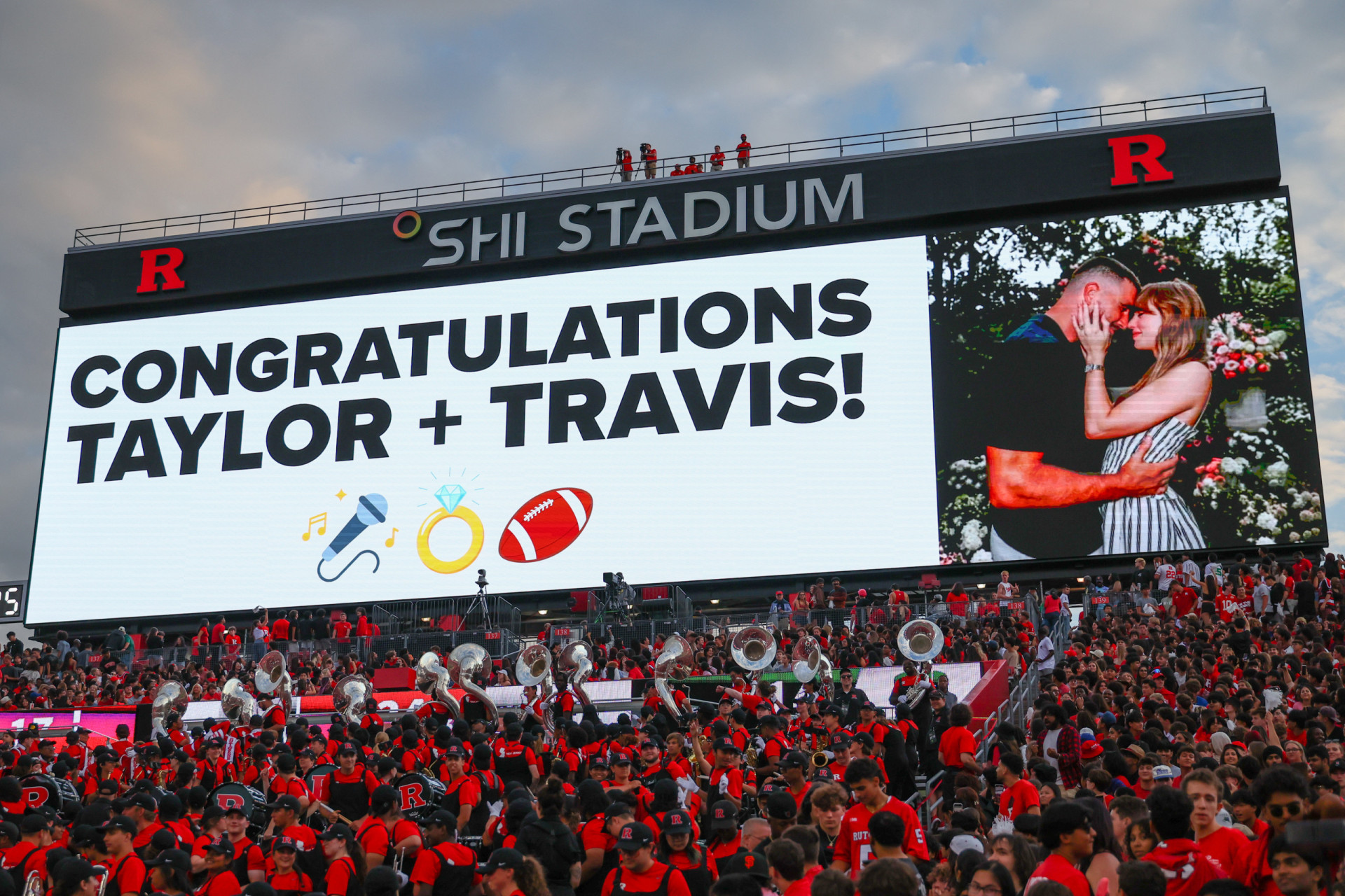 Alt om Taylor Swift og Travis Kelces bryllup