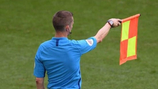No more endless delayed flags? FIFA's new World Cup offside tech ...