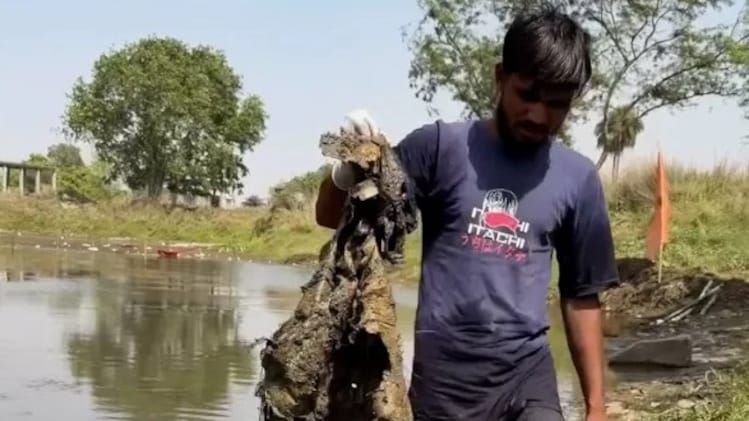 All about Akash Gupta, the 21-year-old from Uttar Pradesh who found a ...