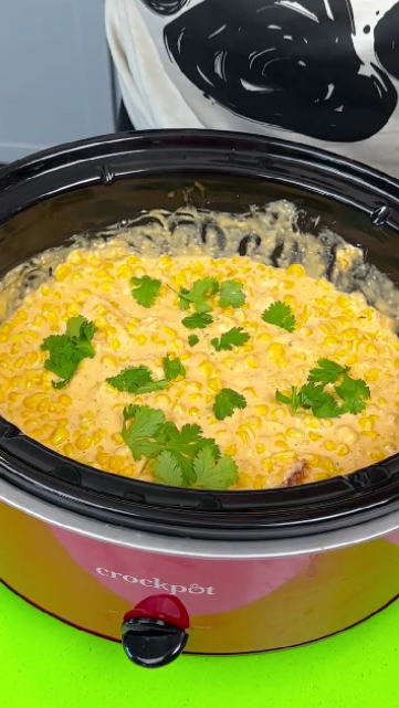 Delicious slow cooker party appetizer everyone loves
