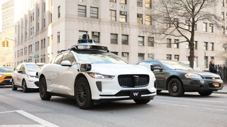 New Texas law tightens rules for autonomous vehicle companies ...