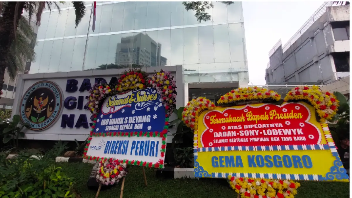 Kantor Badan Gizi Nasional digeledah Kejagung, muncul karangan bunga ...