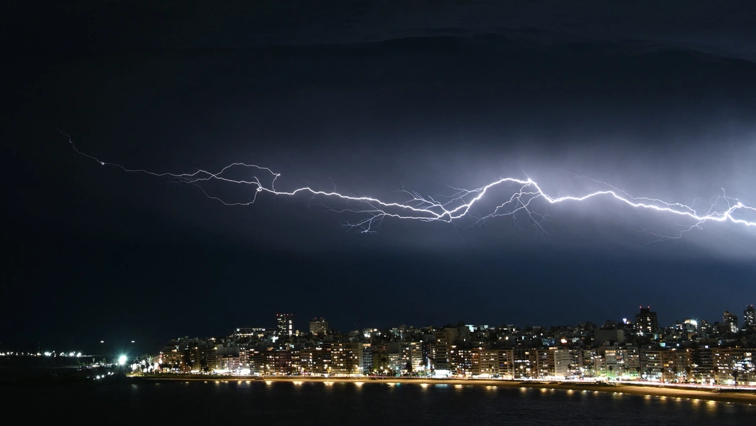 15 extraordinary natural phenomena around the world