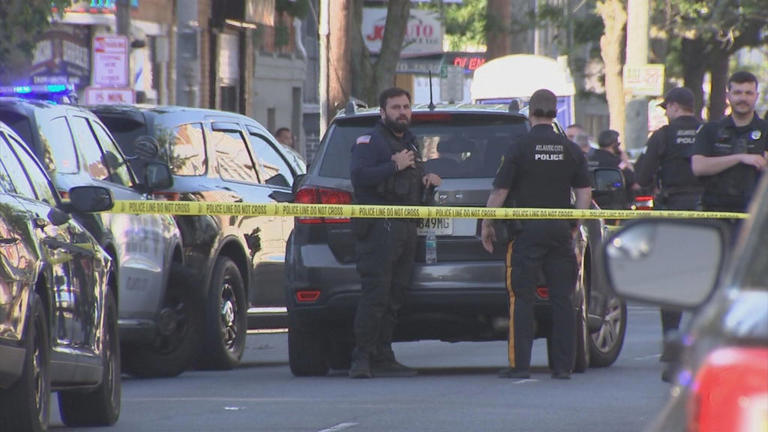 Shooting in Atlantic City, New Jersey, injures 2 police officers ...