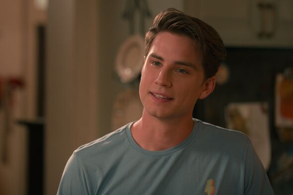 Why has Ty Townsend actor Carson Rowland left Sweet Magnolias?