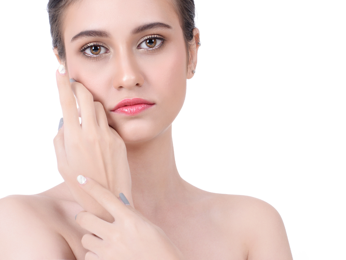 Fairness cream side effects: Dermatologist warns facial hair, redness ...