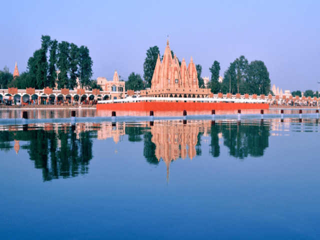 Travel: Plan a visit to Brahma Sarovar this holiday season! You'll find ...