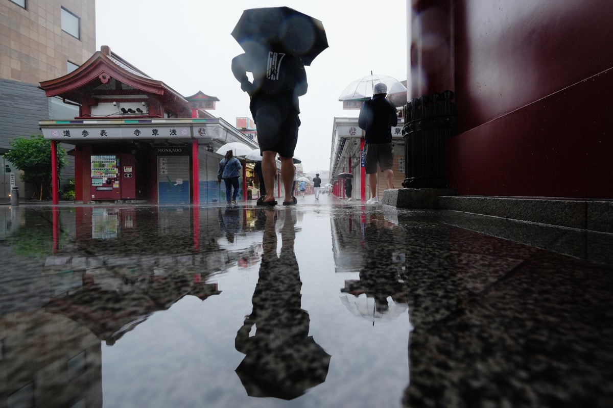 Fuertes lluvias por tormenta tropical elevan riesgo de inundaciones en ...