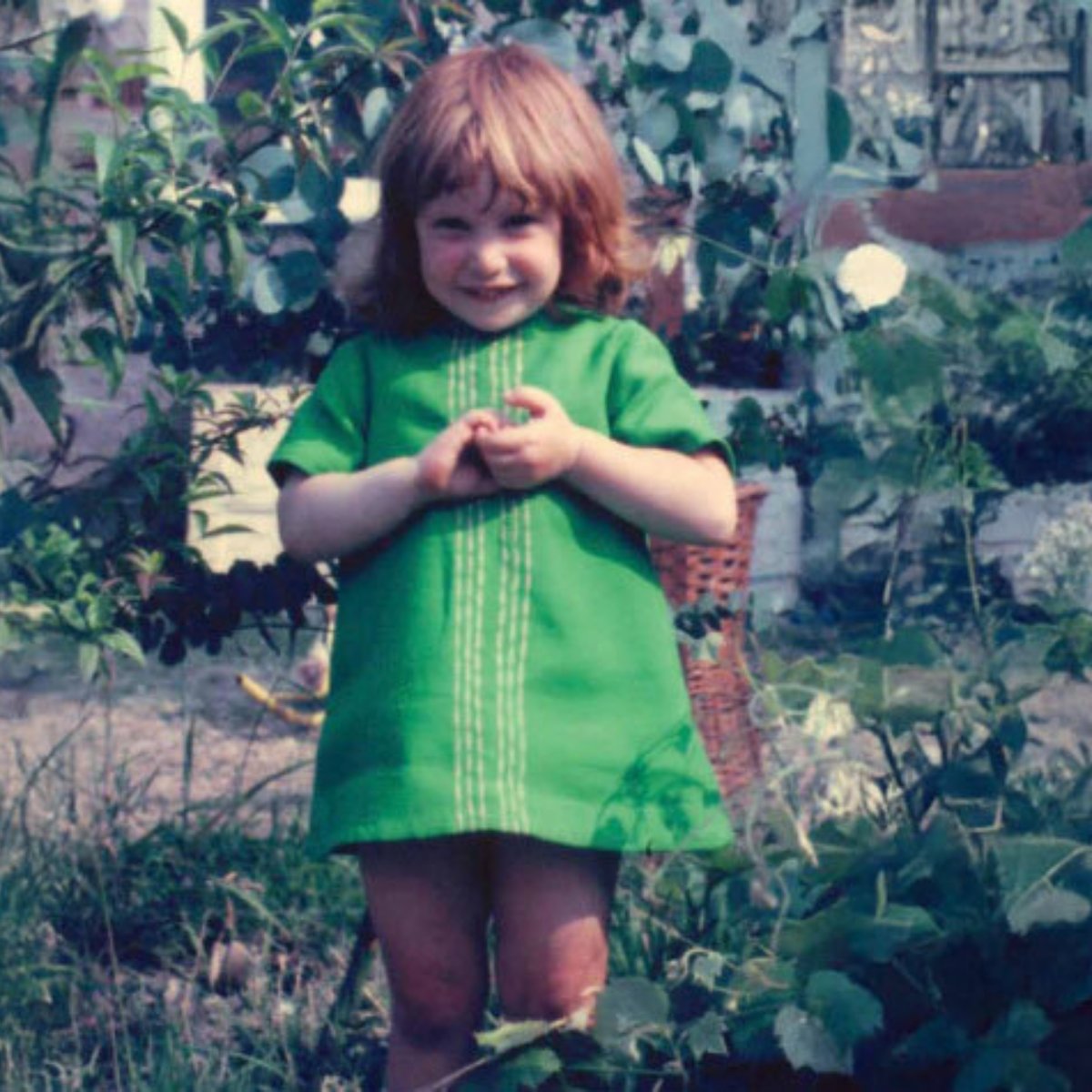 Jeni Haynes created 2,681 personalities to survive her father. Her ...