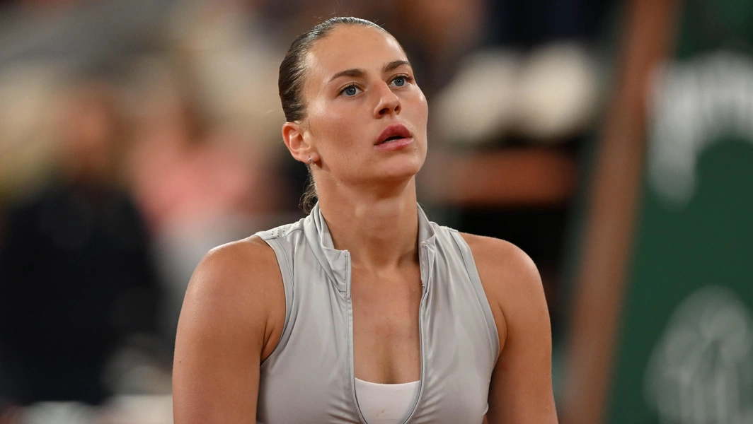 Kostyuk reaches French Open semi-final with pointed war remarks