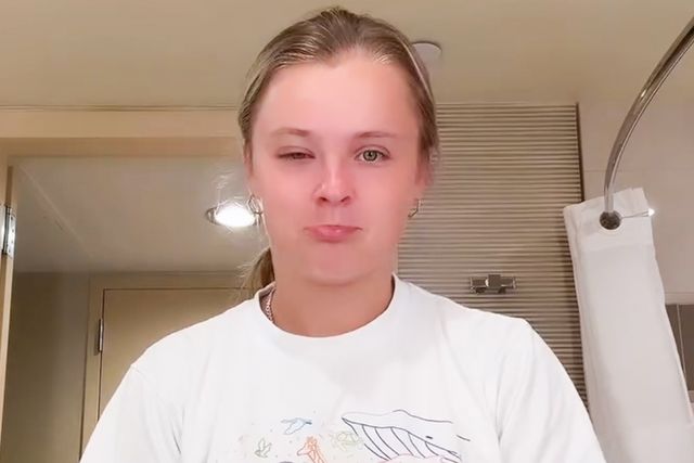 JoJo Siwa details 'rough week' after suffering from a 'gnarly' eye ...