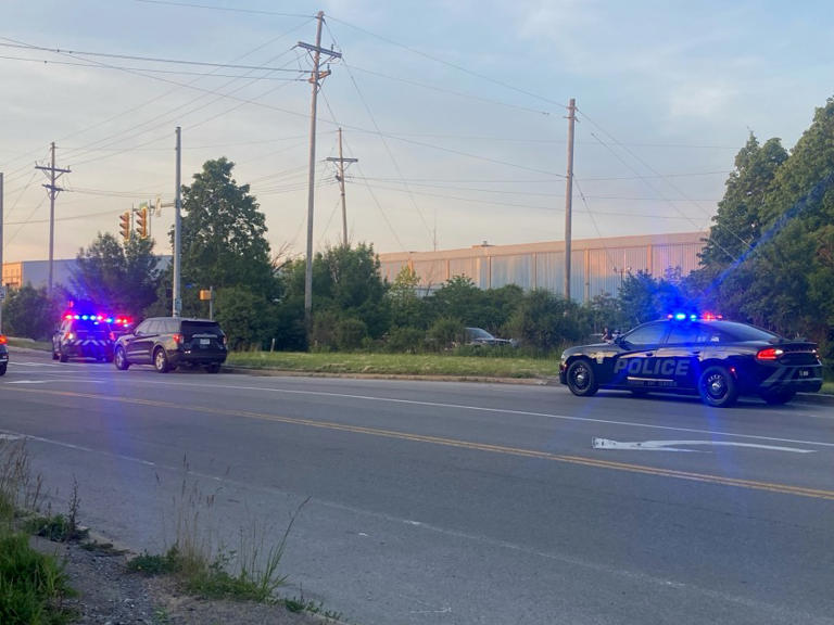 Gates PD investigating after woman found dead near Lee Rd., Erie Canal