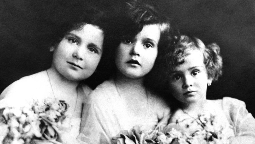 The glamorous legacy of the Gabor sisters
