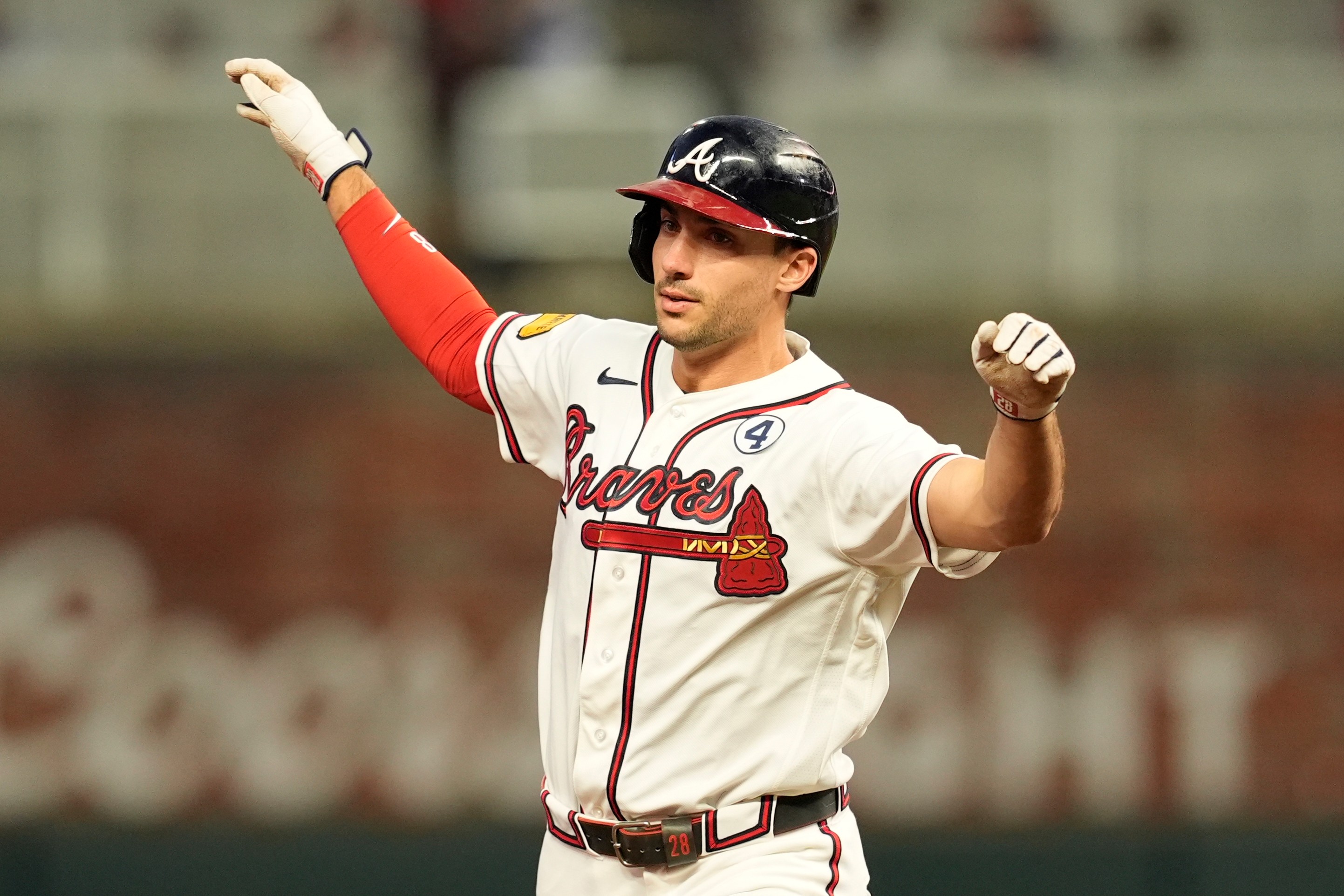 Matt Olson, baseball's iron man, stars for the Braves on Lou Gehrig Day