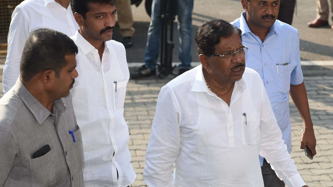 Parameshwara set to be sole deputy CM as Shivakumar takes oath