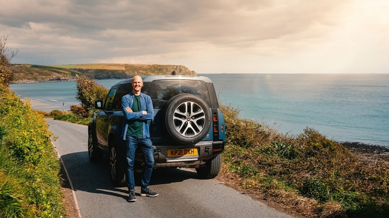 Driving the new Defender 90 across Cornwall coastal roads