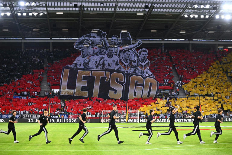 WM-Spiele um 3 Uhr nachts: Umfrage zeigt: Viele deutsche Fans wollen ...
