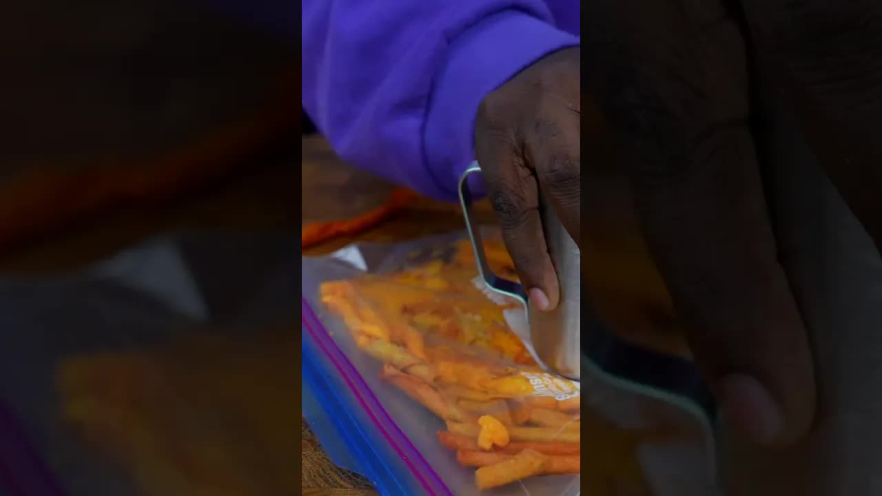 Crushing chips is oddly satisfying and I cannot stop | ASMR