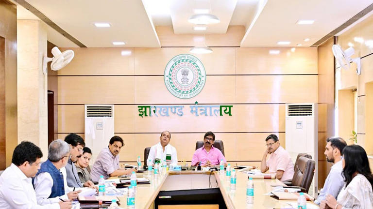 Hemant Soren directs major overhaul of Jharkhand's healthcare system